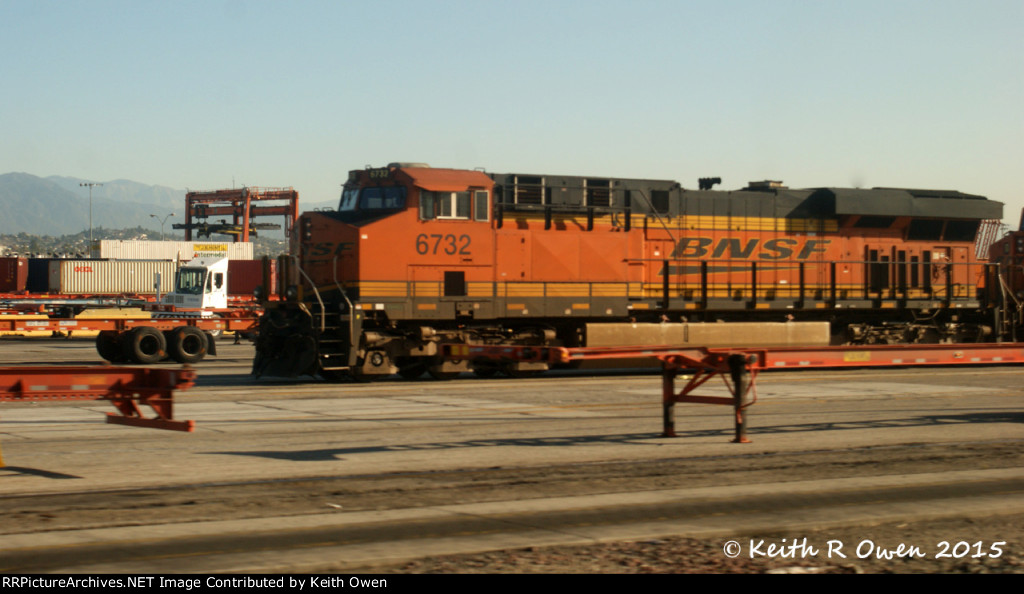 BNSF 6732